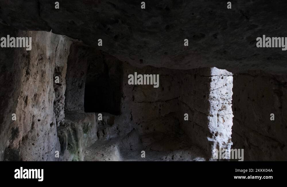 Ancient roman tombs Stock Videos & Footage - HD and 4K Video Clips - Alamy