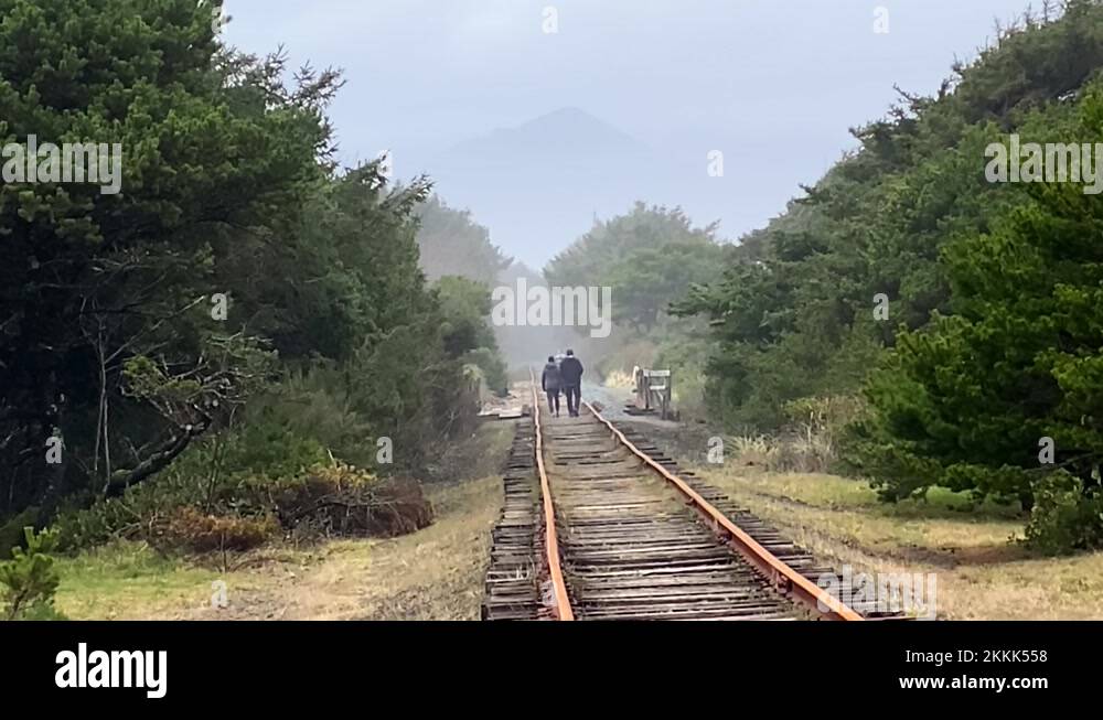 Tracks wellness Stock Videos & Footage - HD and 4K Video Clips - Alamy