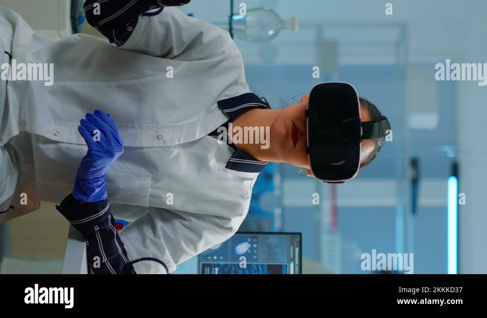 Virtual reality vertical Stock Videos & Footage - HD and 4K Video Clips - Alamy