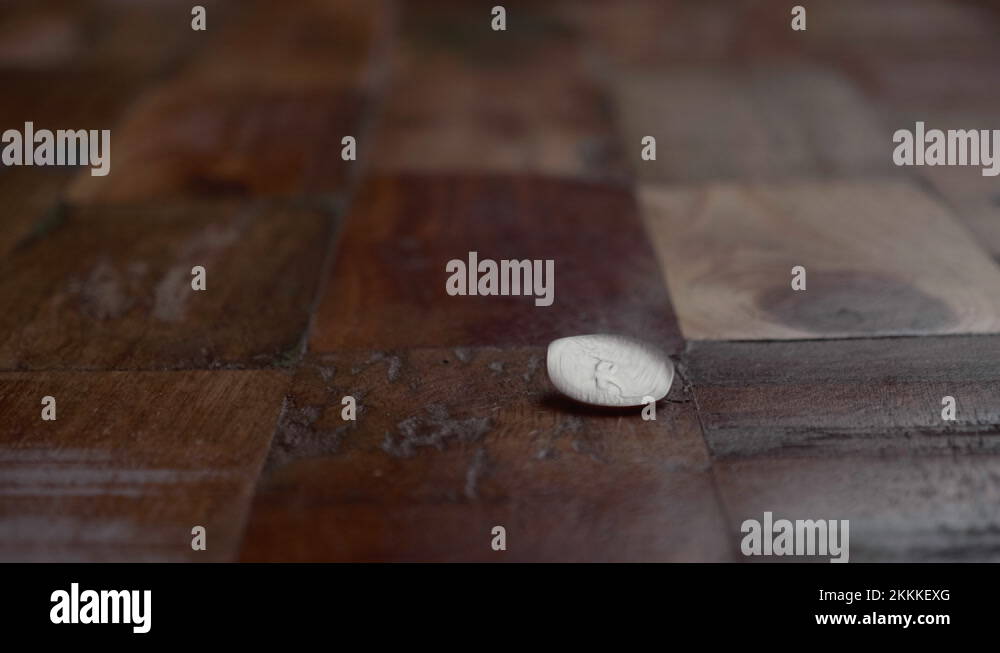 Wooden tails Stock Videos & Footage - HD and 4K Video Clips - Alamy