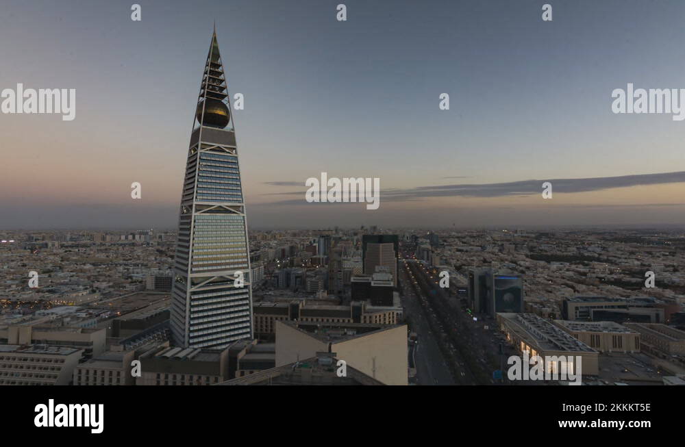 Buildings kingdom tower riyadh saudi Stock Videos & Footage - HD and 4K ...