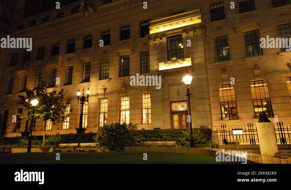 Hotel night exterior Stock Videos & Footage - HD and 4K Video Clips - Alamy
