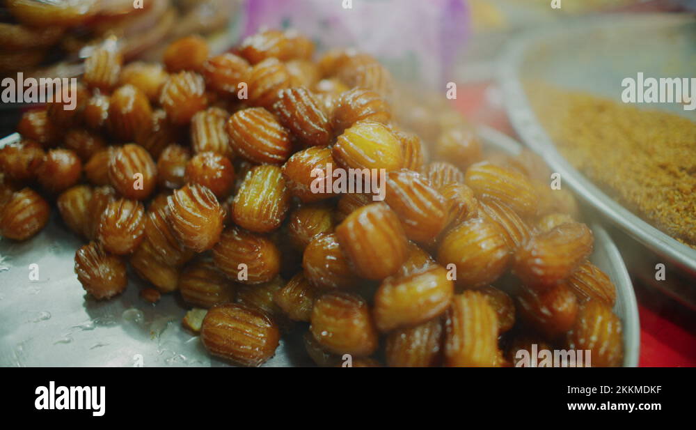 Slow Motion 60 fps shot of Street Food Vendors at Iskan Street in Erbil ...
