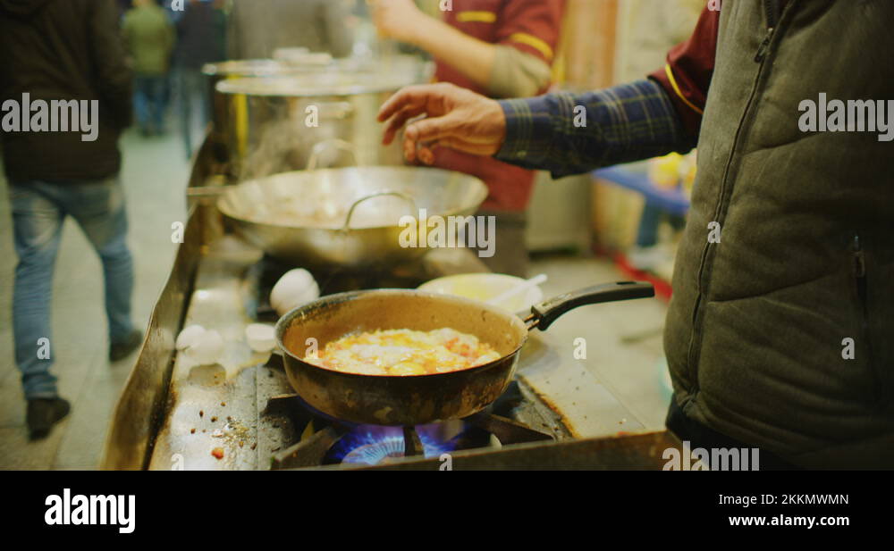 Omelets Being Cooked on The Street at Iskan Street in Erbil, Iraq Stock ...