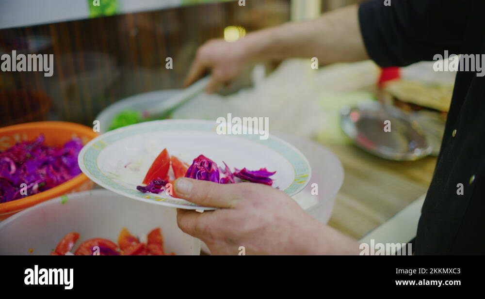 Traditional Kurdish Restaurant at Iskan Street in Erbil, Iraq Stock ...