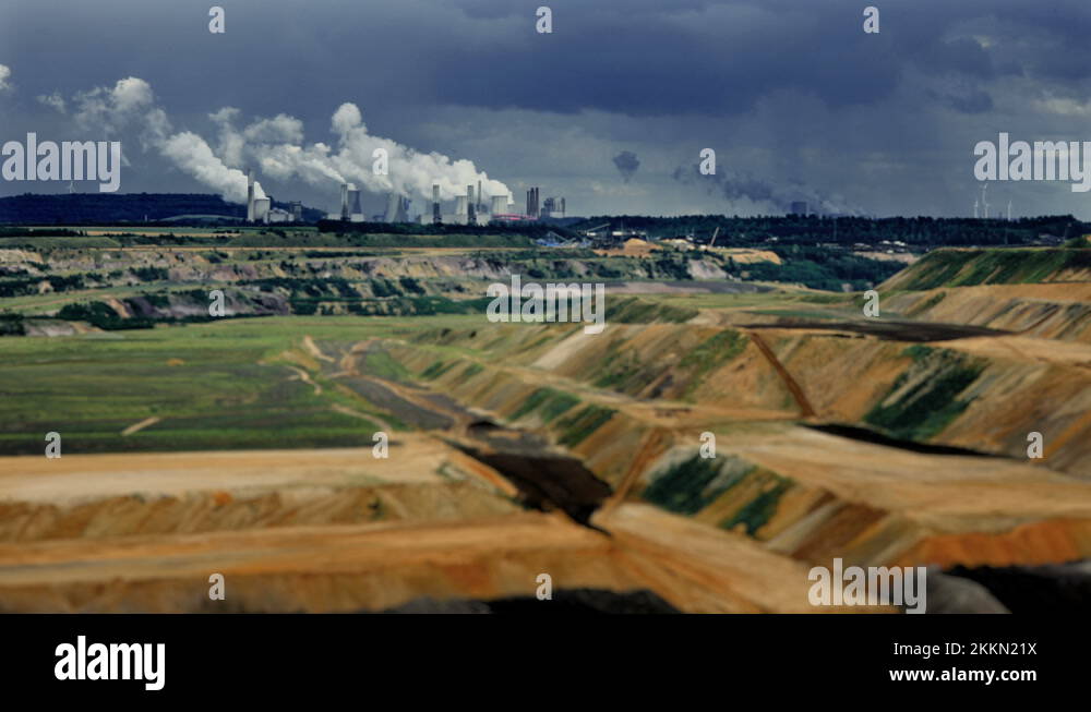 Electric field mine Stock Videos & Footage - HD and 4K Video Clips - Alamy