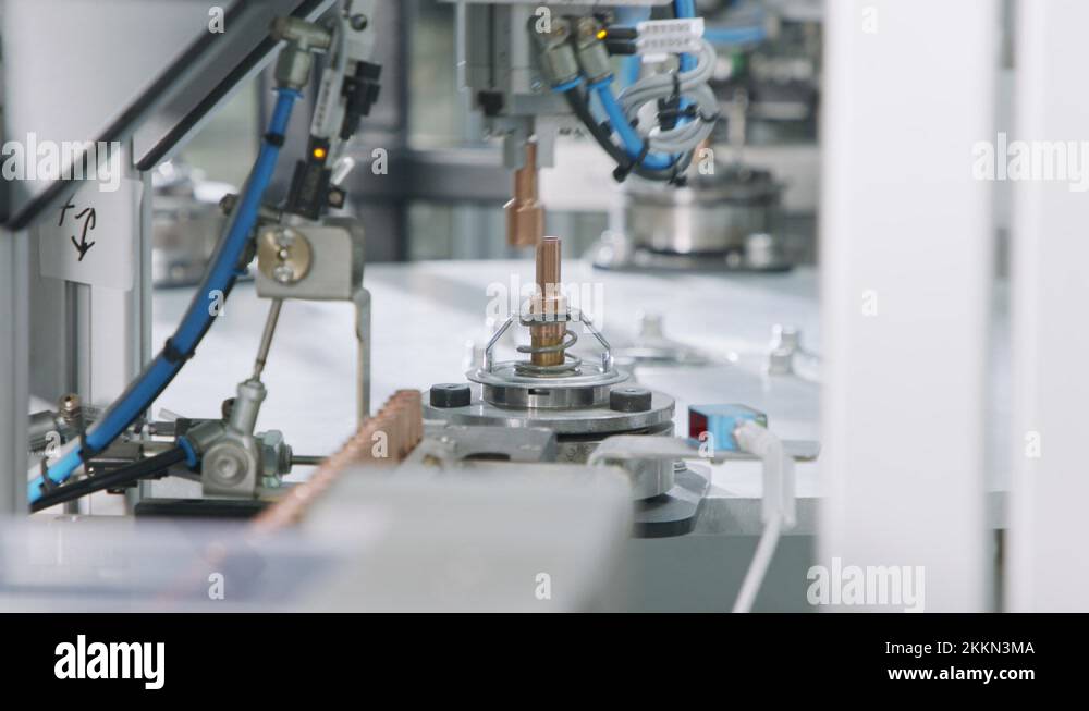 Advanced robotic machine manufacturing parts in an automated assembly ...