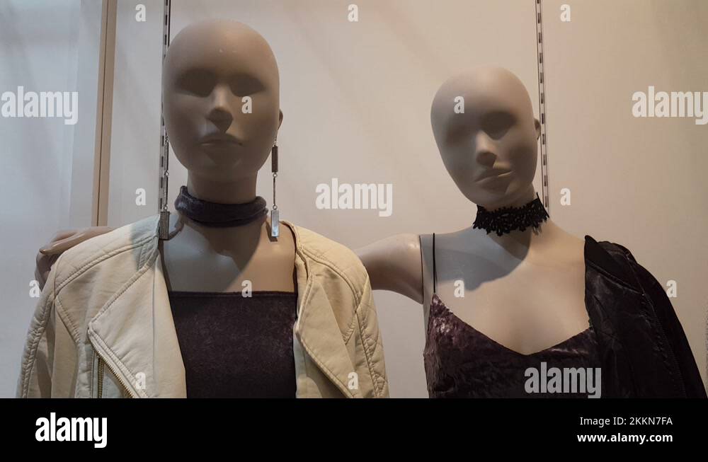 Alien mannequins Stock Videos & Footage - HD and 4K Video Clips - Alamy