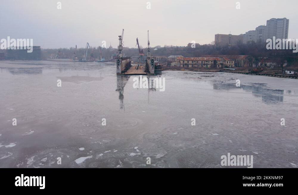 Floating Dry Dock Device For Repairing Large Vessels In Shipyards For