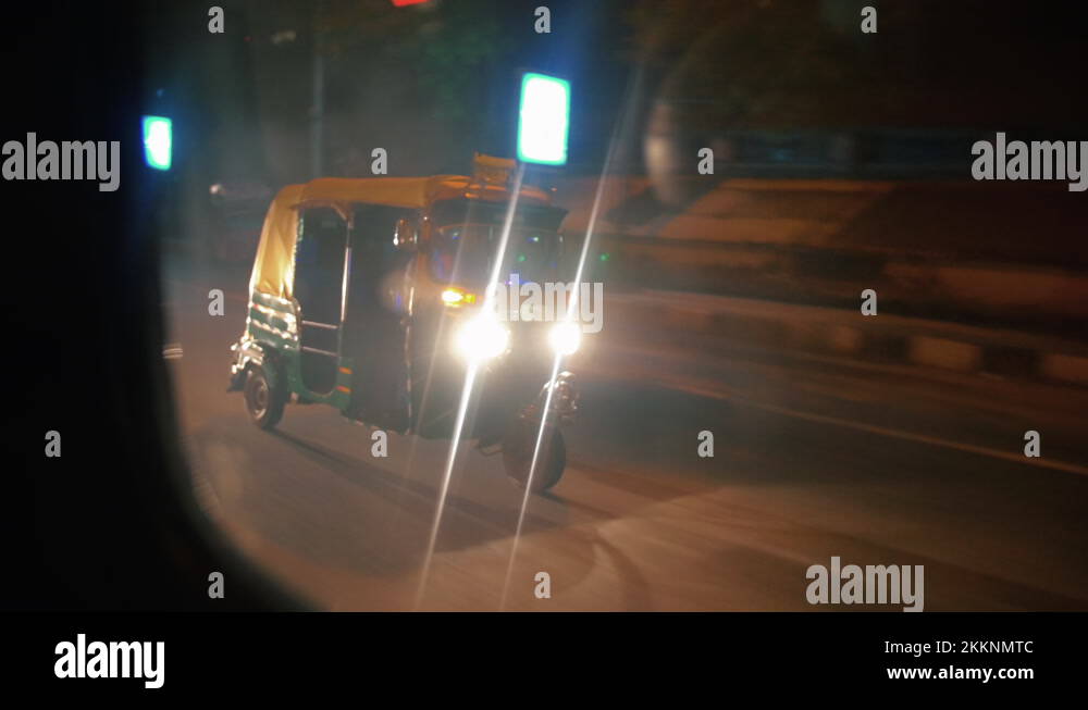 Traditional headlights Stock Videos & Footage - HD and 4K Video Clips ...