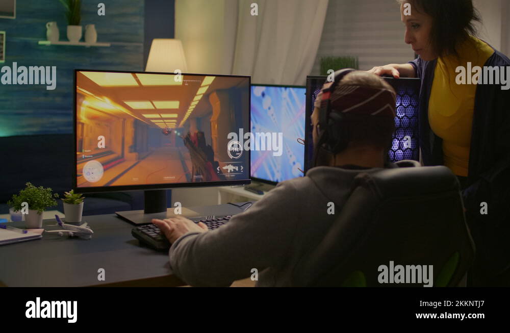 Virtual tournament Stock Videos & Footage - HD and 4K Video Clips - Alamy