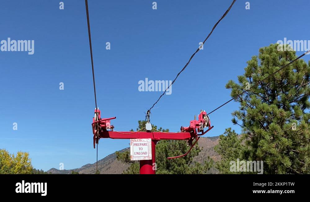 Cableway cables Stock Videos & Footage - HD and 4K Video Clips - Alamy