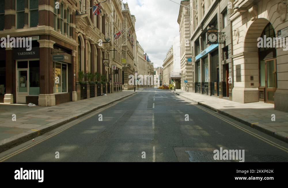 Empty retail shops Stock Videos & Footage - HD and 4K Video Clips - Alamy