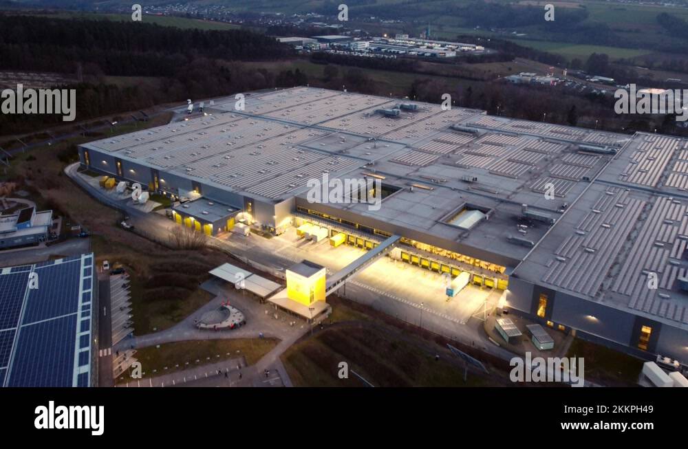 Amazon logistics center germany Stock Videos & Footage - HD and 4K ...