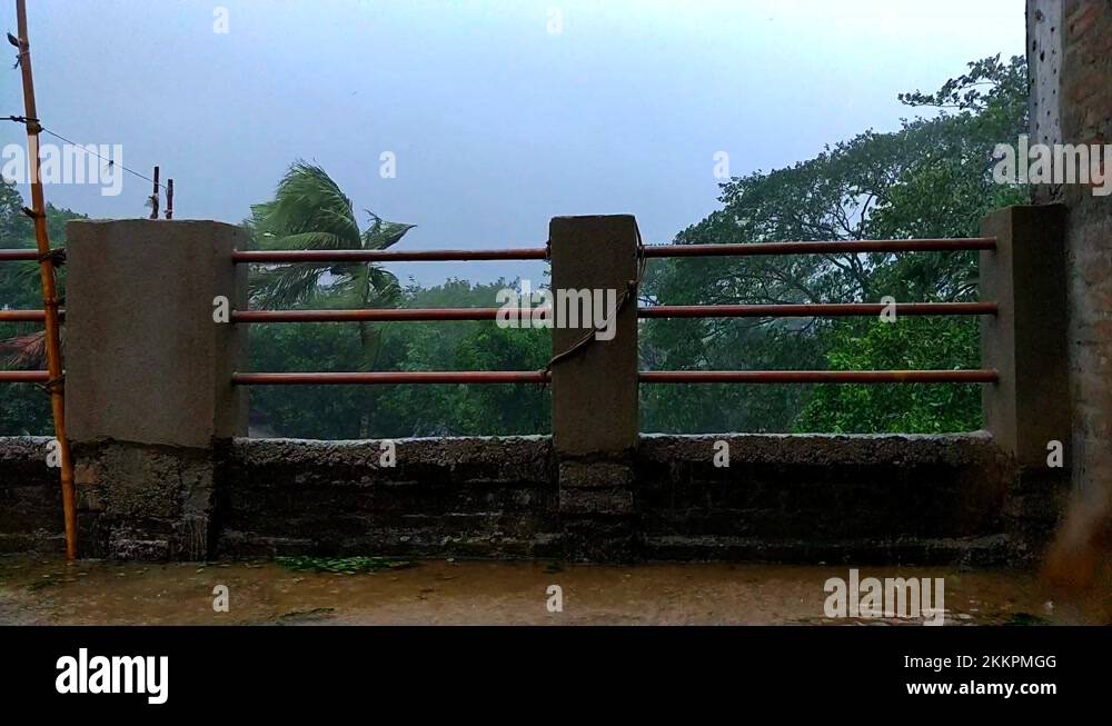 Storm intensity Stock Videos & Footage - HD and 4K Video Clips - Alamy