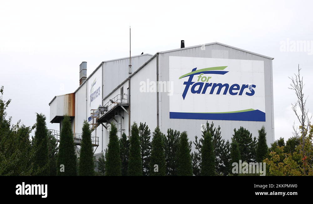 Farmers warehouse Stock Videos & Footage - HD and 4K Video Clips - Alamy