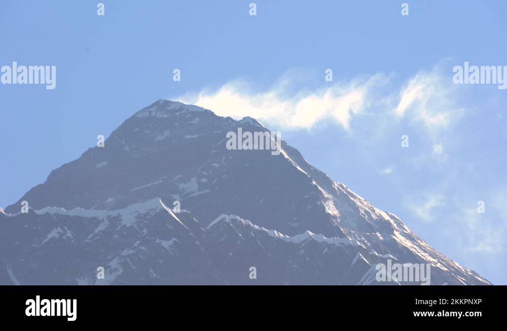 Blue mount everest Stock Videos & Footage - HD and 4K Video Clips - Alamy