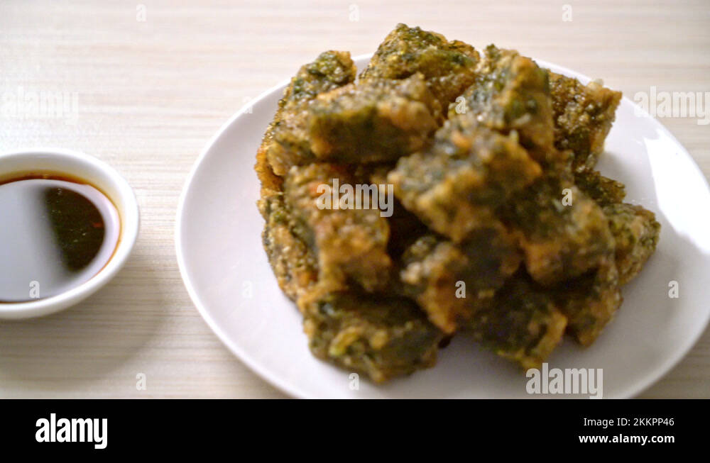 Leek cake Stock Videos & Footage - HD and 4K Video Clips - Alamy