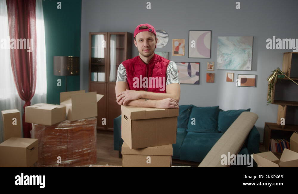 Happy mover man holding Stock Videos & Footage - HD and 4K Video Clips ...