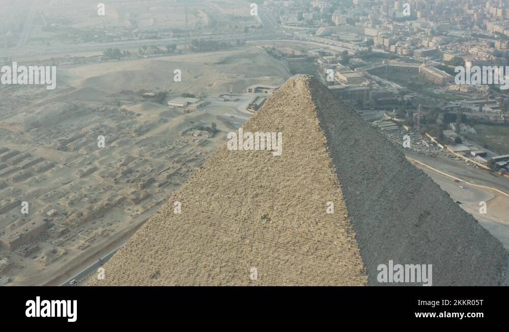 Drone circular rings around the top of Khufu Pyramid, Giza Pyramids ...
