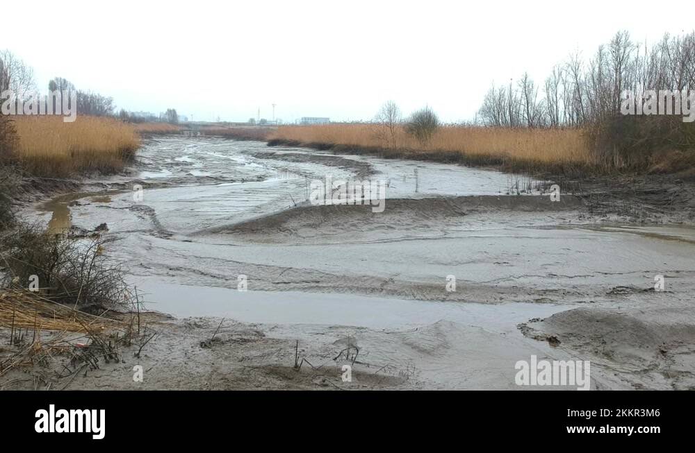 Muddy landscape Stock Videos & Footage - HD and 4K Video Clips - Alamy