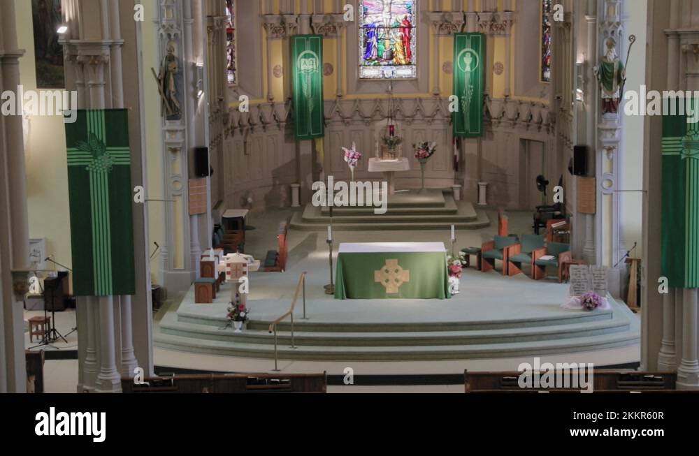 Sanctuary altar Stock Videos & Footage - HD and 4K Video Clips - Alamy
