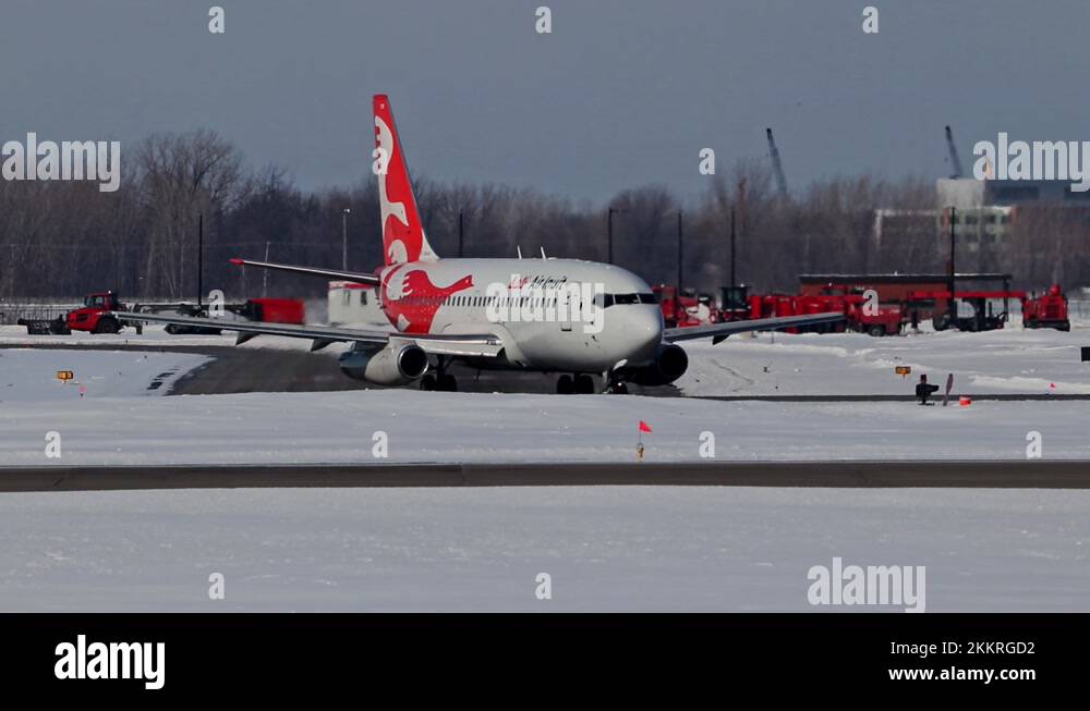 Inuit transport Stock Videos & Footage - HD and 4K Video Clips - Alamy