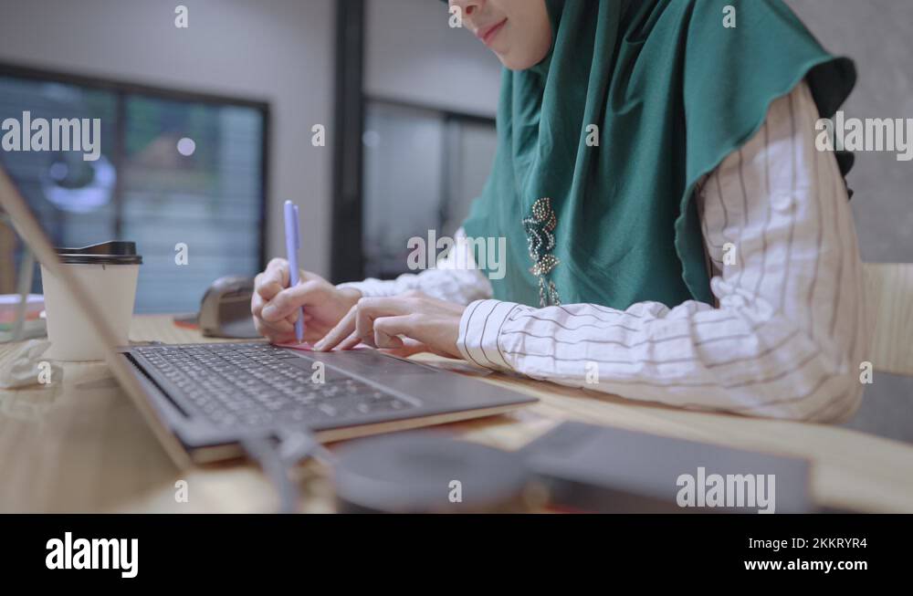 Muslim writing Stock Videos & Footage - HD and 4K Video Clips - Alamy