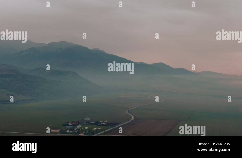 Horizon mist Stock Videos & Footage - HD and 4K Video Clips - Alamy