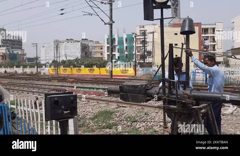 Indian railway crossing Stock Videos & Footage - HD and 4K Video Clips ...