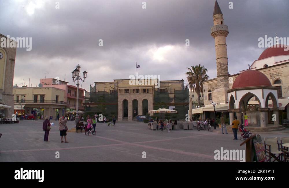 Kos town square Stock Videos & Footage - HD and 4K Video Clips - Alamy