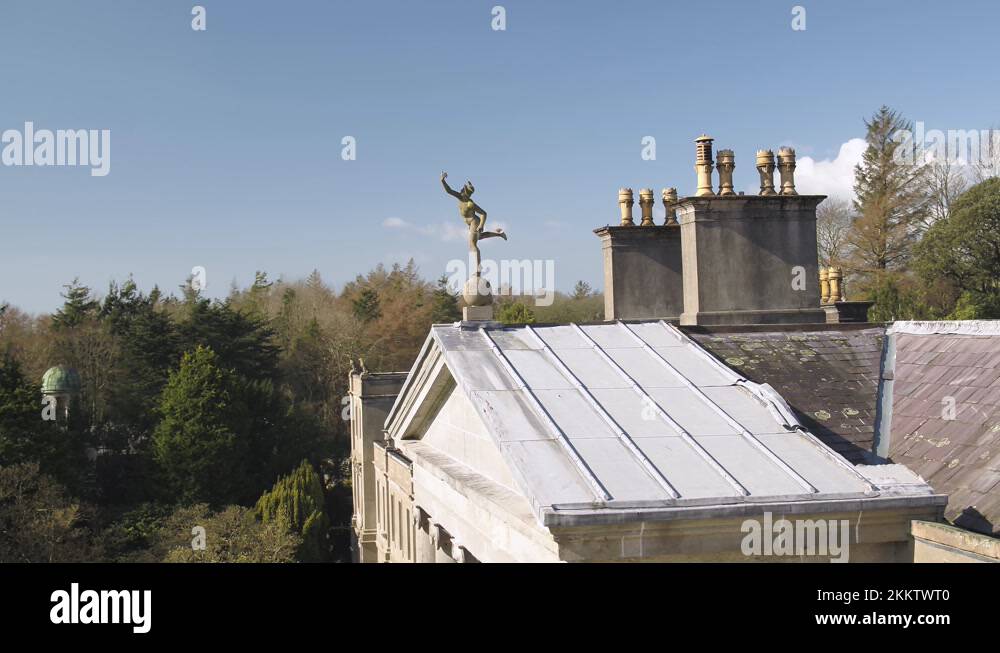 Roof top statue Stock Videos & Footage - HD and 4K Video Clips - Alamy