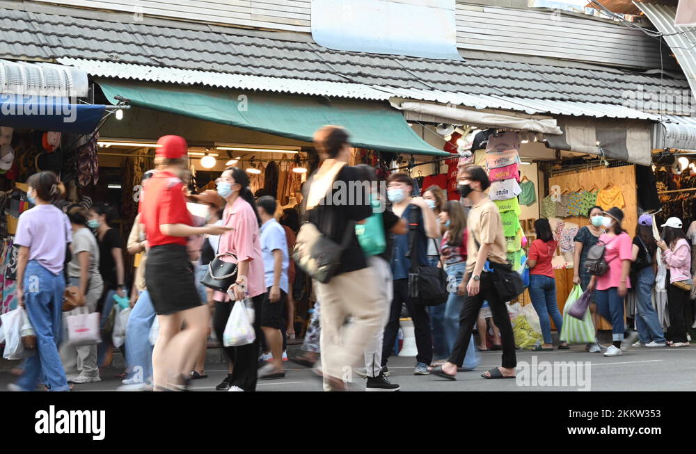 People wear face masks Stock Videos & Footage - HD and 4K Video Clips ...