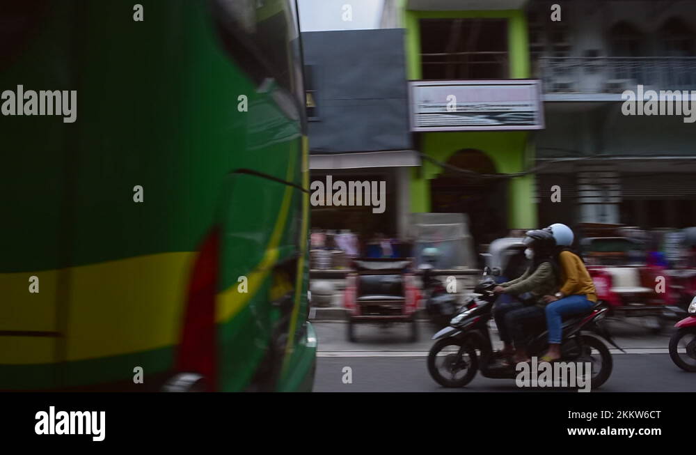 Bus trans yogyakarta Stock Videos & Footage - HD and 4K Video Clips - Alamy