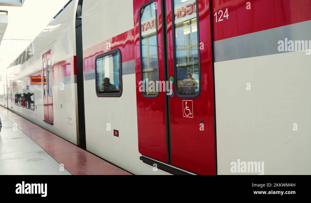 Closed carriage Stock Videos & Footage - HD and 4K Video Clips - Alamy