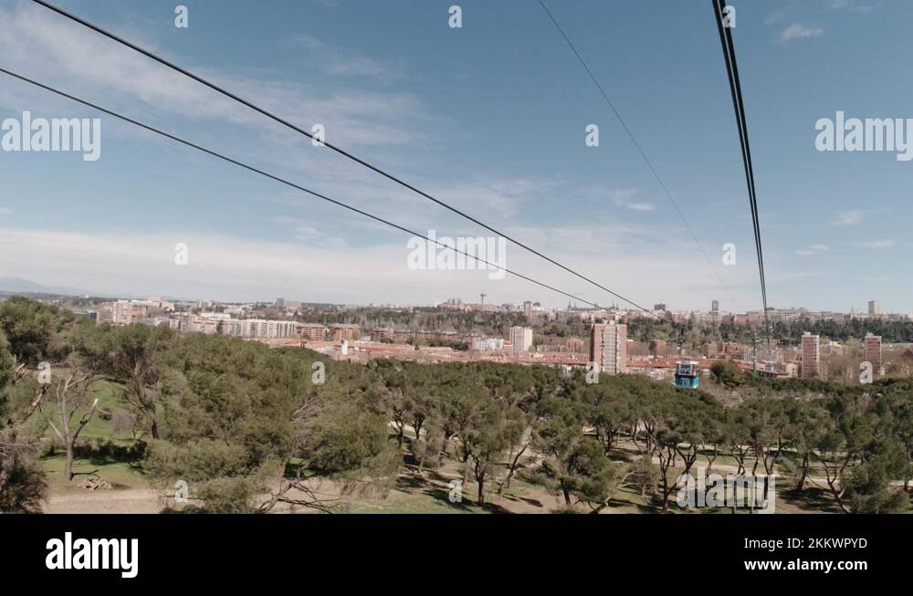 Cable car crossing Stock Videos & Footage - HD and 4K Video Clips - Alamy