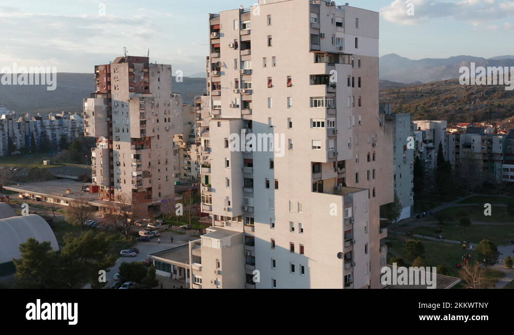 High rise skyscraper skyscrapers building buildings housing Stock ...