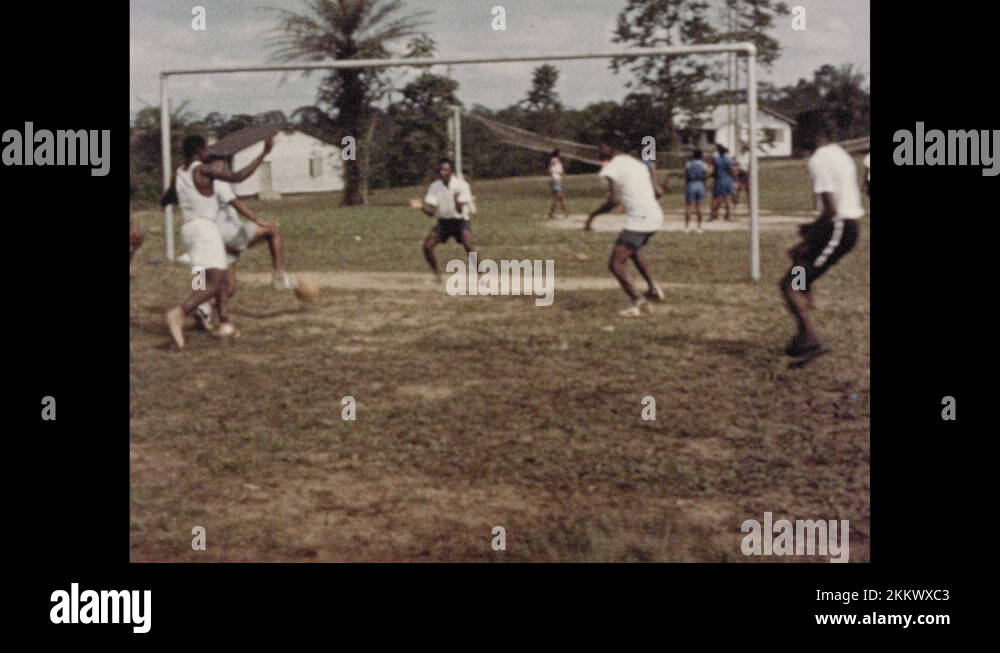 1950s playing soccer Stock Videos & Footage - HD and 4K Video Clips - Alamy
