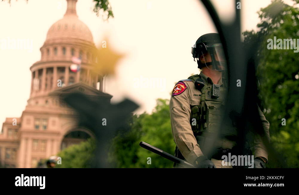 State police armed Stock Videos & Footage - HD and 4K Video Clips - Alamy
