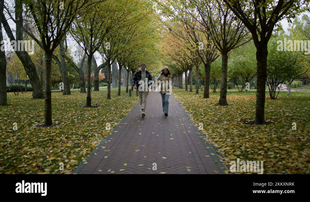 Loversrunning Stock Videos & Footage - HD and 4K Video Clips - Alamy