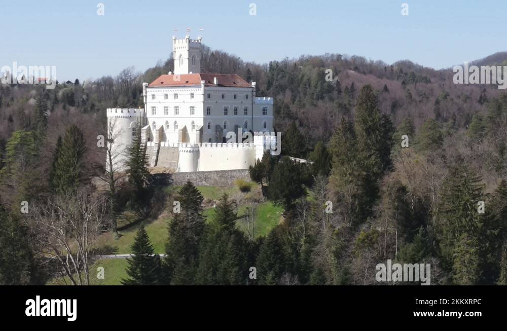 Europe castles Stock Videos & Footage - HD and 4K Video Clips - Alamy