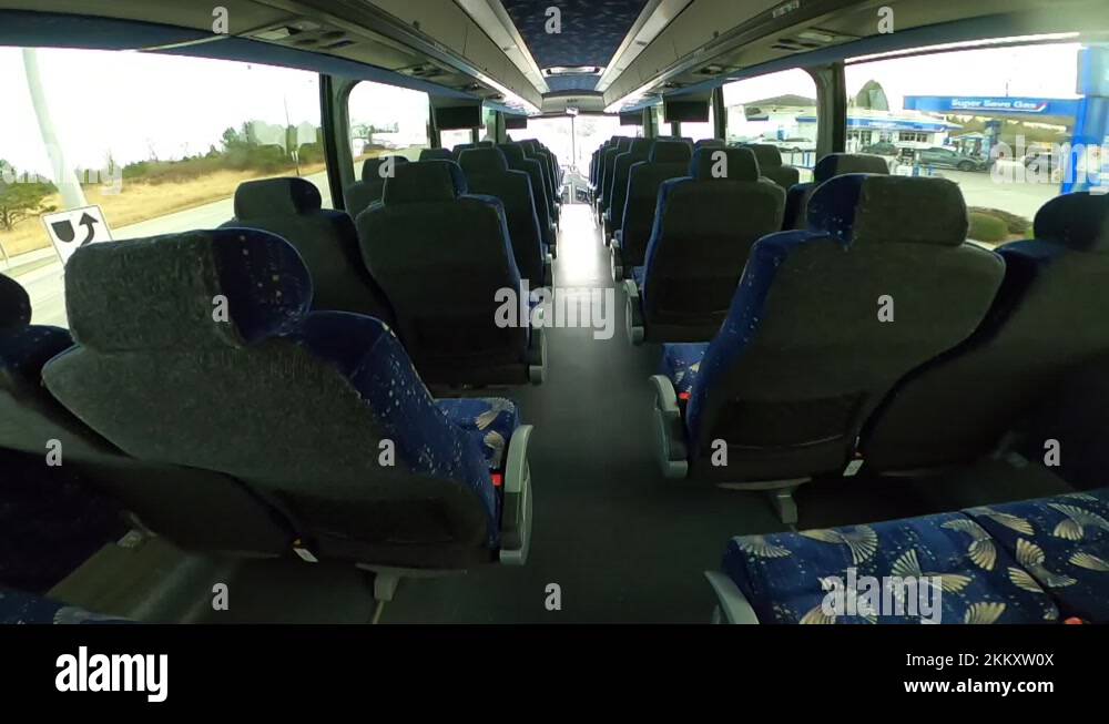 Bus in canada Stock Videos & Footage - HD and 4K Video Clips - Alamy