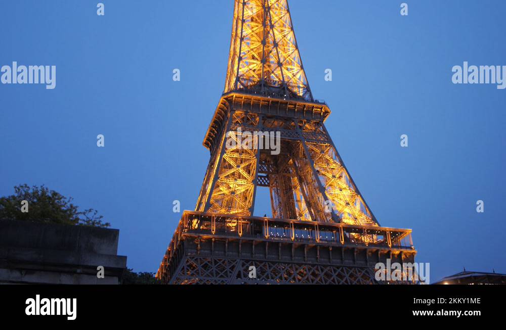 Eiffel tower golden light Stock Videos & Footage - HD and 4K Video ...