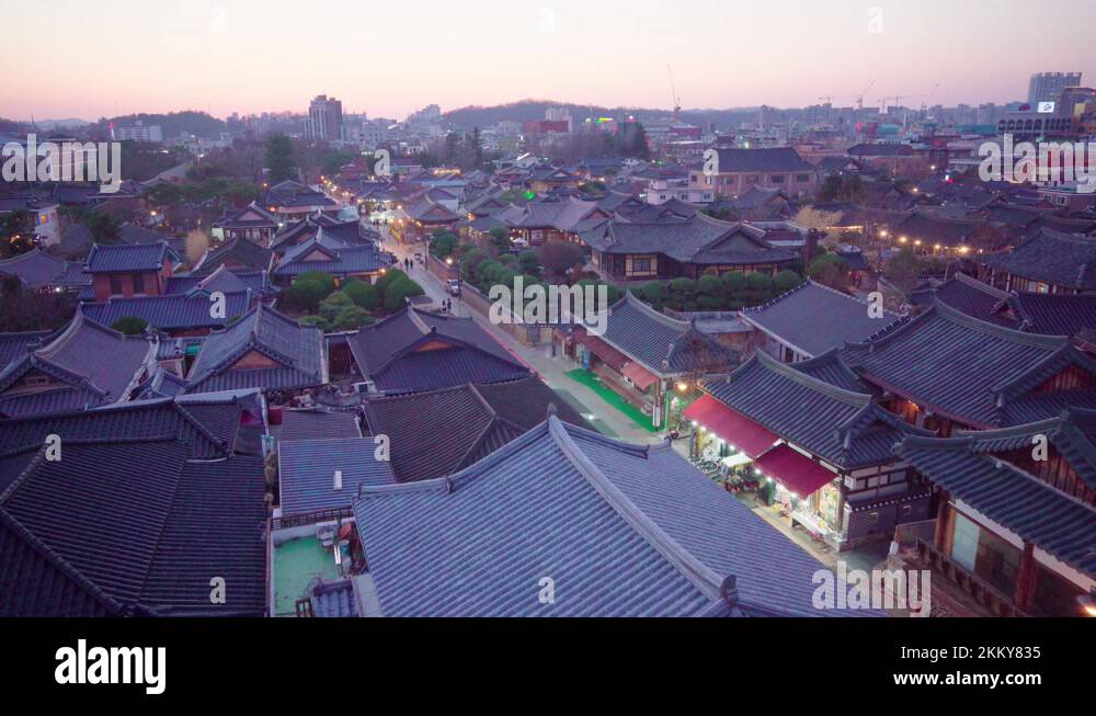 Cafe View with oriental house 'Hanok' View, 4k Stock Video Footage - Alamy