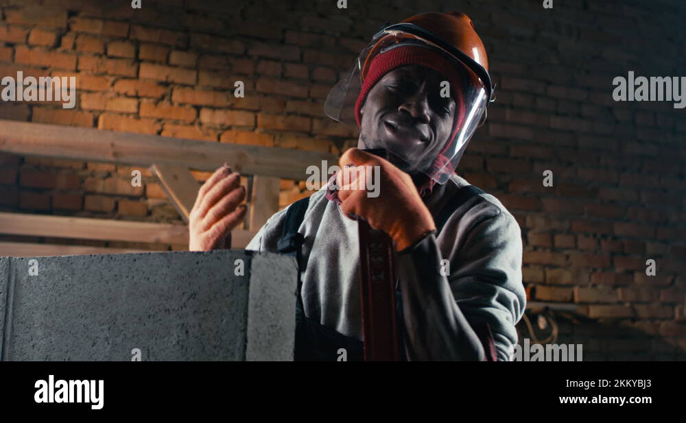 Building work sing Stock Videos & Footage - HD and 4K Video Clips - Alamy