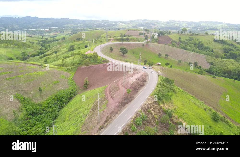 Curve road Stock Videos & Footage - HD and 4K Video Clips - Alamy