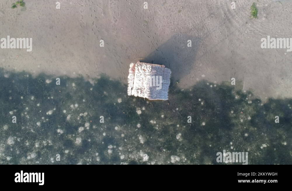 Overwater structure Stock Videos & Footage - HD and 4K Video Clips - Alamy