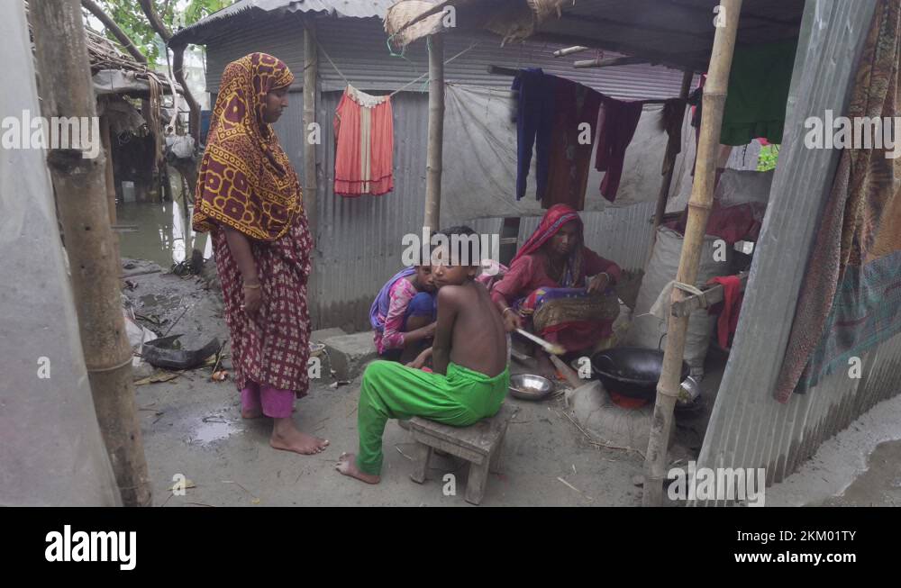 Poor people house Stock Videos & Footage - HD and 4K Video Clips - Alamy