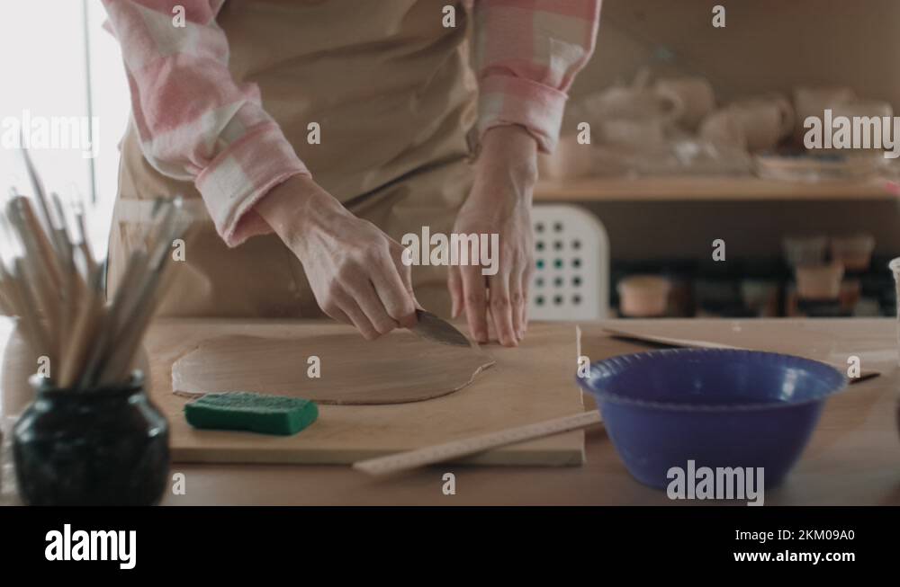 Ceramic making Stock Videos & Footage - HD and 4K Video Clips - Alamy