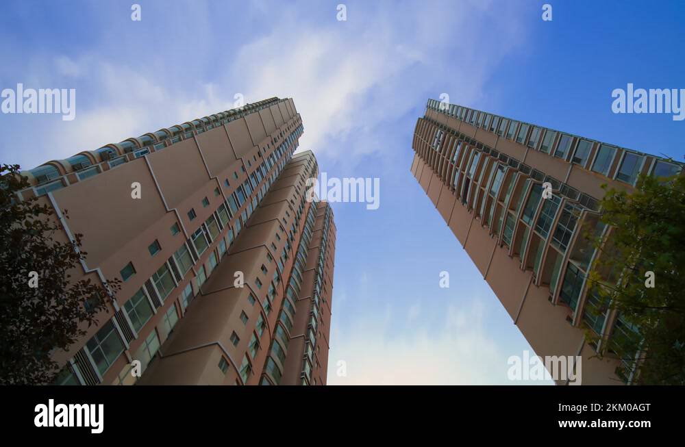 Standing opposite Stock Videos & Footage - HD and 4K Video Clips - Alamy